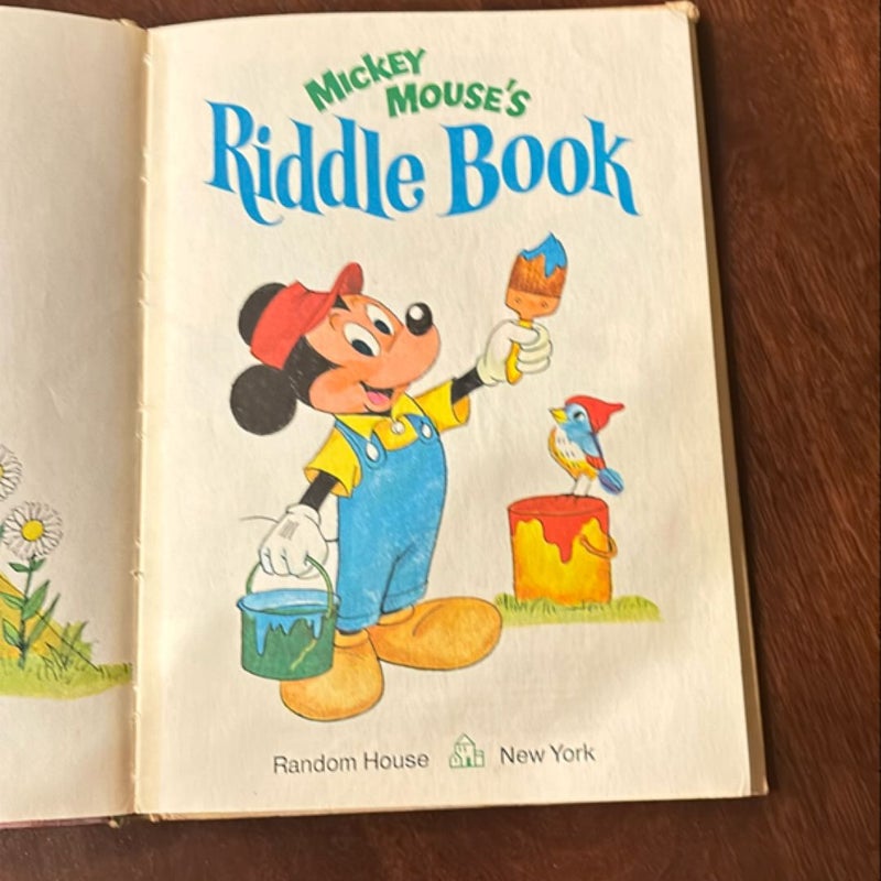 Mickey Mouse’s Riddle Book by Disney, Hardcover | Pangobooks