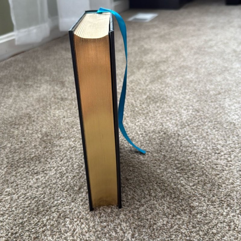 A wrinkle in Time trilogy by Madeline L’Engle, Hardcover | Pangobooks