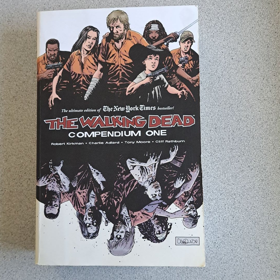 The Walking Dead Compendium by Robert Kirkman, Paperback | Pangobooks