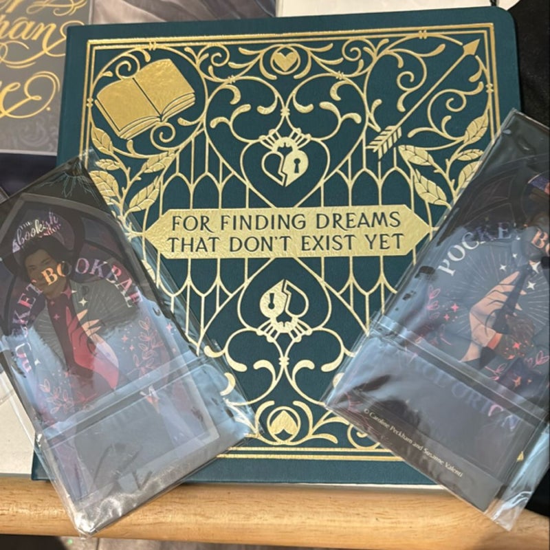 Bookish trinkets/items by Illumicrate , Paperback | Pangobooks