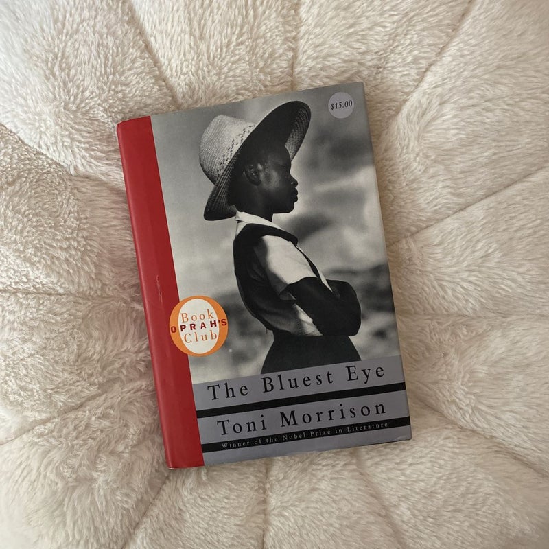 The Bluest Eye by Toni Morrison, Hardcover | Pangobooks