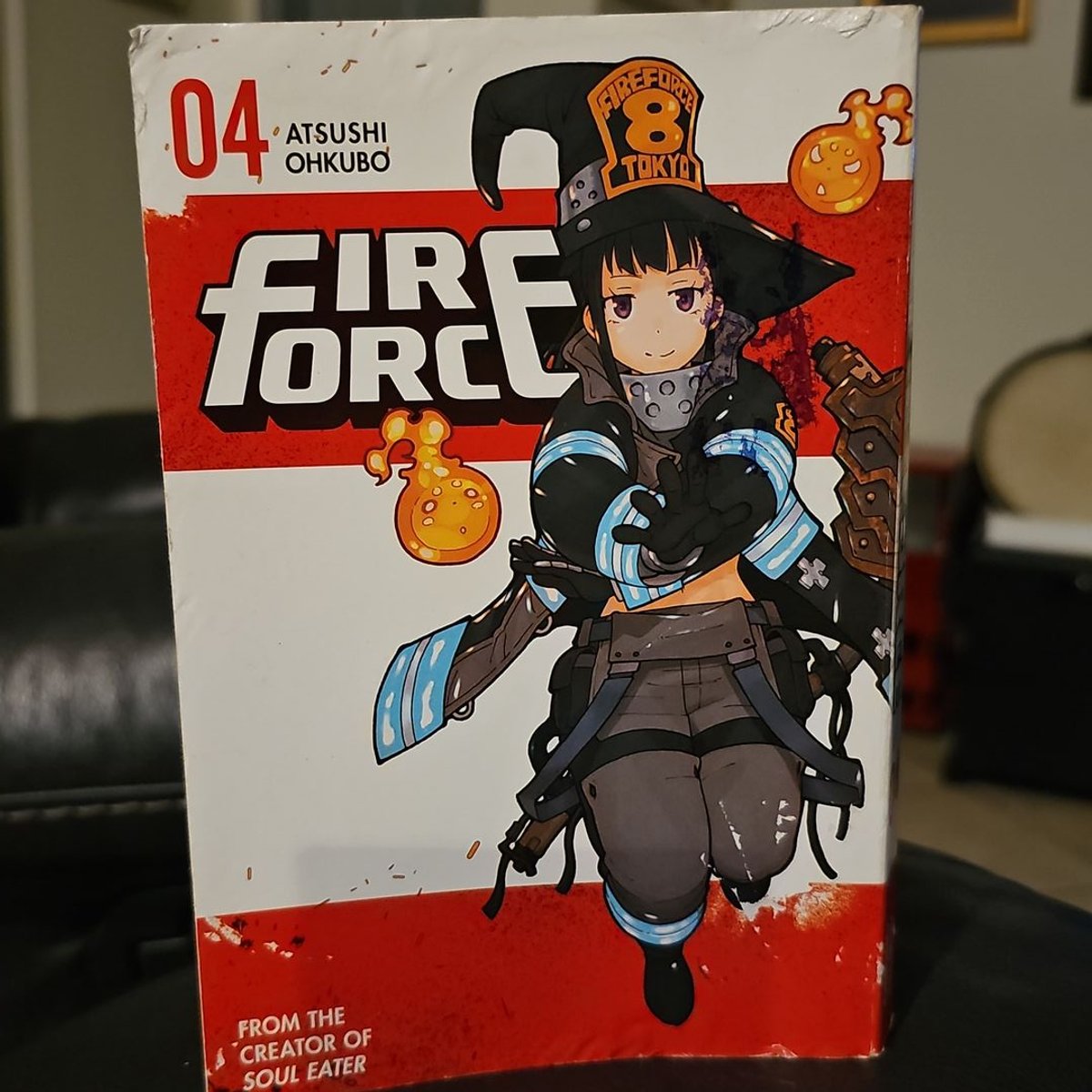 Fire Force 4 by Atsushi Ohkubo