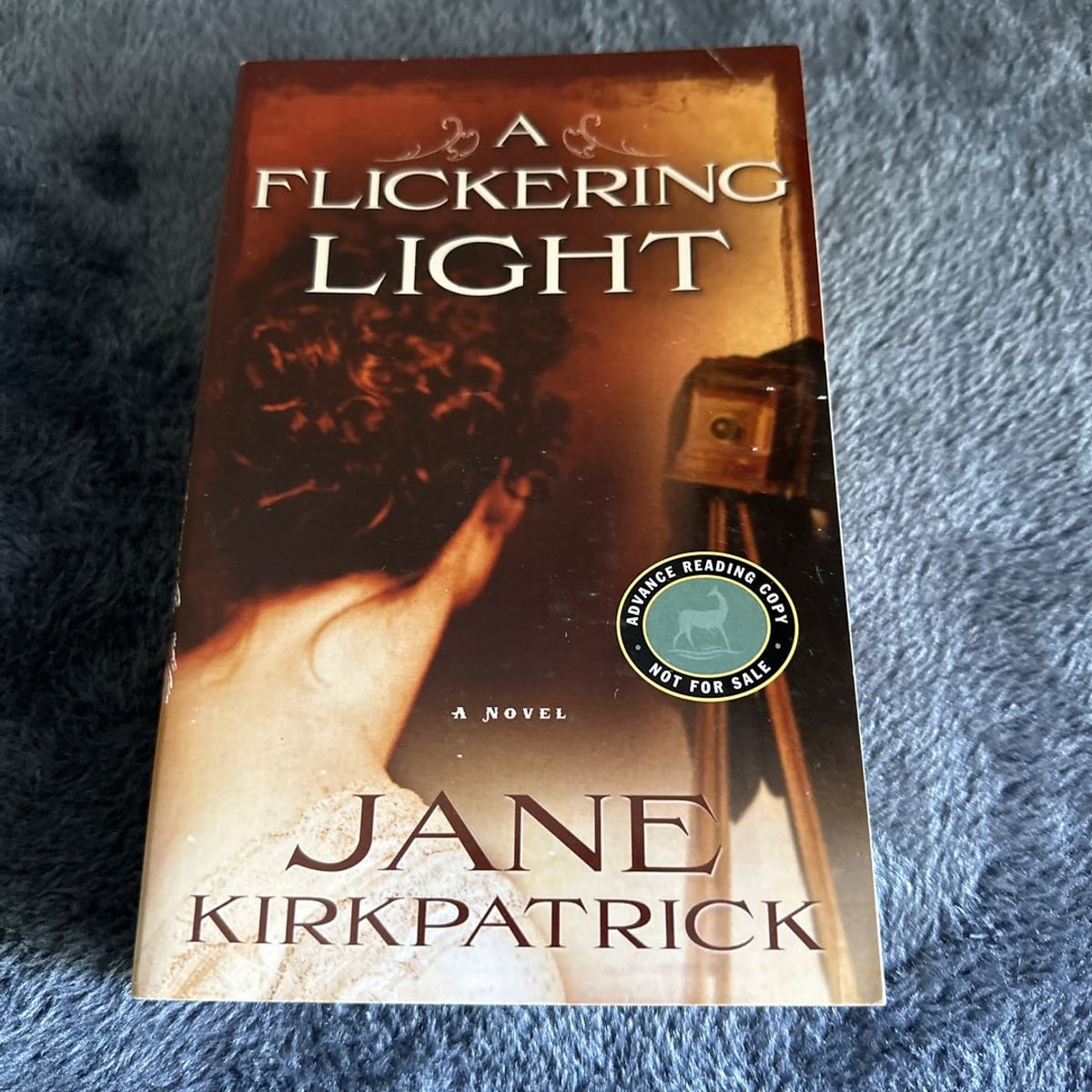 A Flickering Light by Jane Kirkpatrick, Paperback | Pangobooks