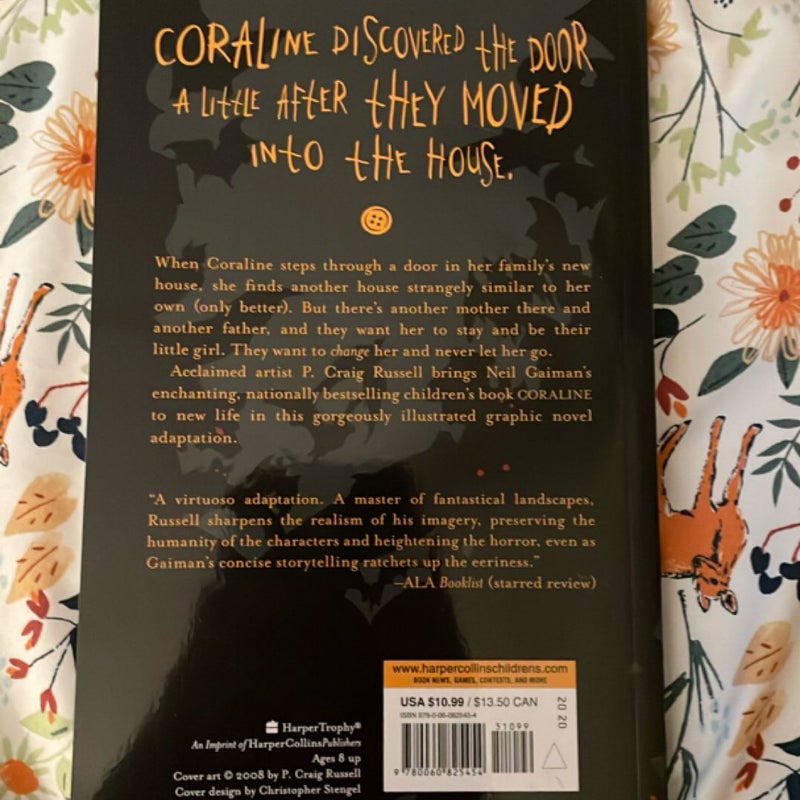 Coraline Graphic Novel by Neil Gaiman