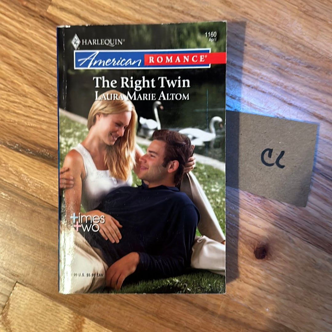 The Right Twin by Laura Marie Altom, Paperback | Pangobooks