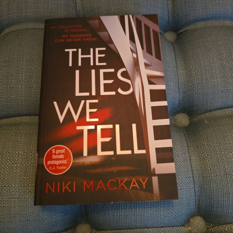The Lies We Tell by Niki Mackay, Paperback | Pangobooks