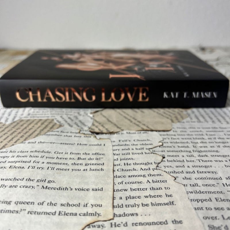 Chasing Love || Kat T. Masen || Baddies Book Box by Kat t mason, Hardcover | Pangobooks
