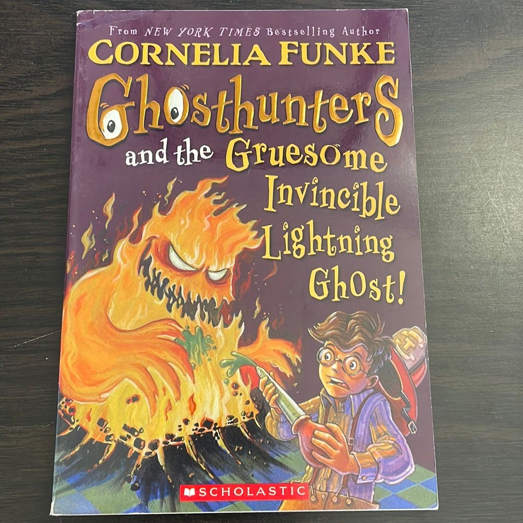 The Gruesome Invincible Lightning Ghost! by Cornelia Funke (Illustrator), Paperback | Pangobooks