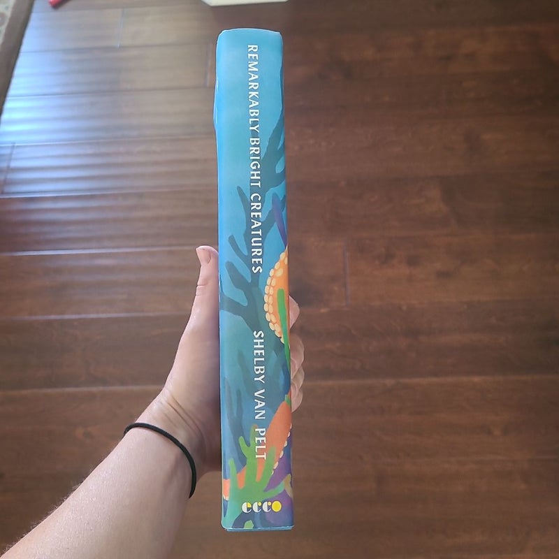 Remarkably Bright Creatures by Shelby Van Pelt, Hardcover | Pangobooks