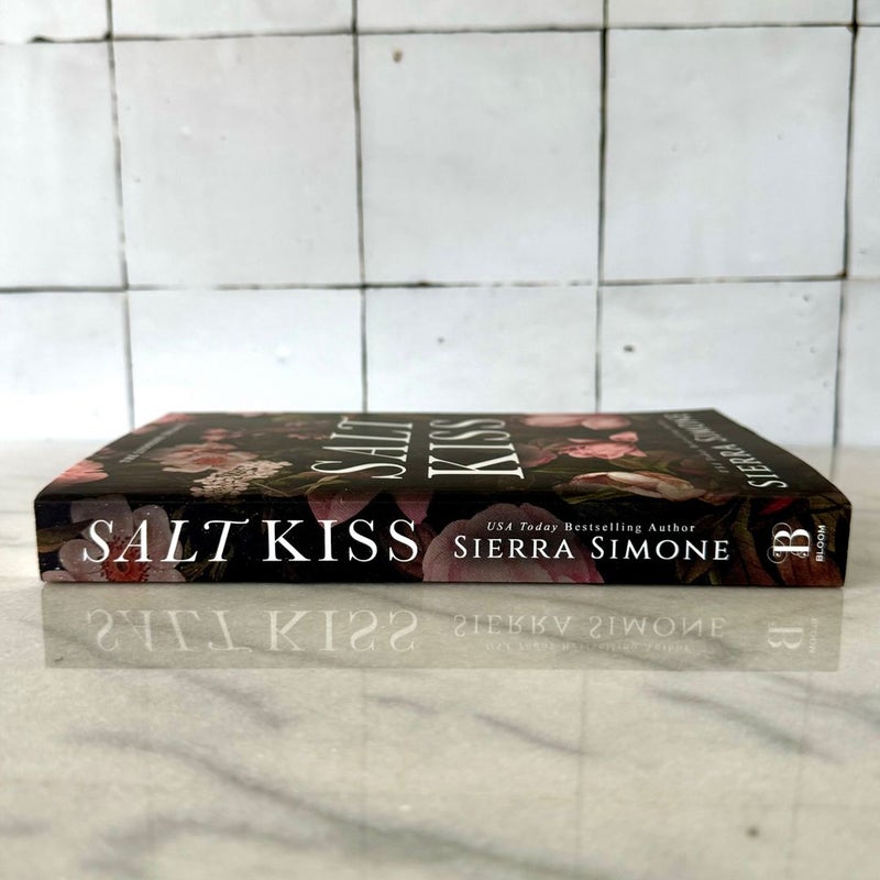 Salt Kiss by Sierra Simone, Paperback | Pangobooks