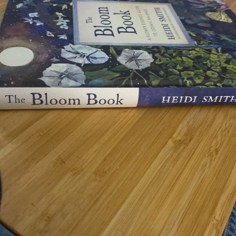 The Bloom Book by Heidi Smith, Hardcover | Pangobooks