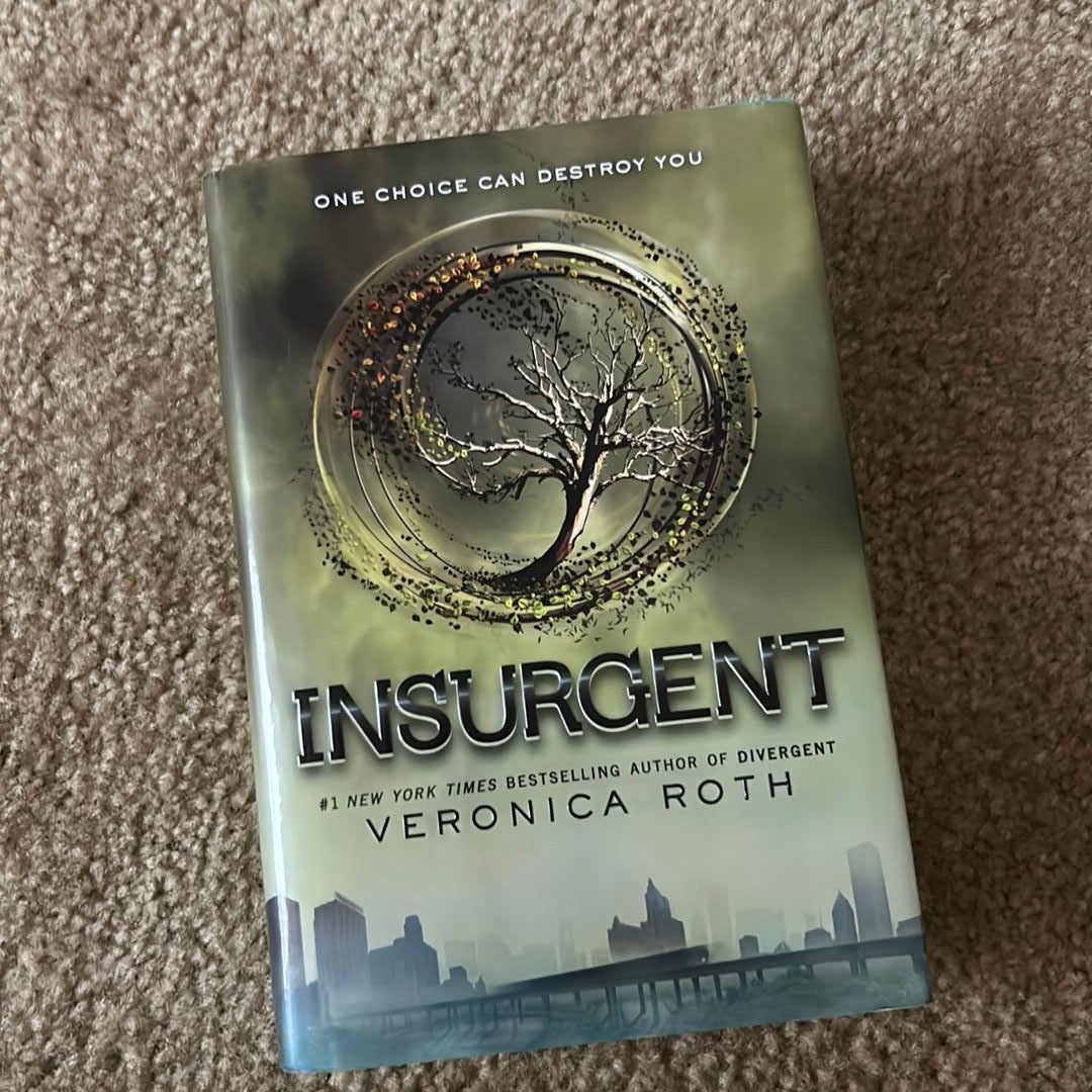 Insurgent by Veronica Roth, Hardcover | Pangobooks