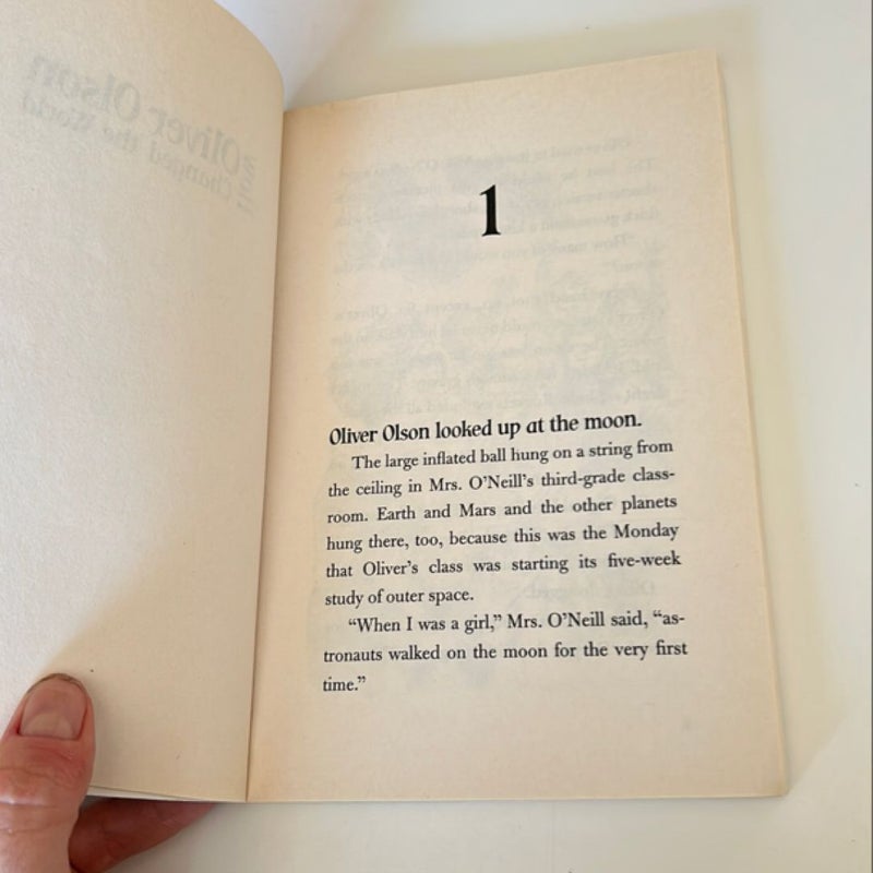 How Oliver Olson Changed the World by Claudia Mills