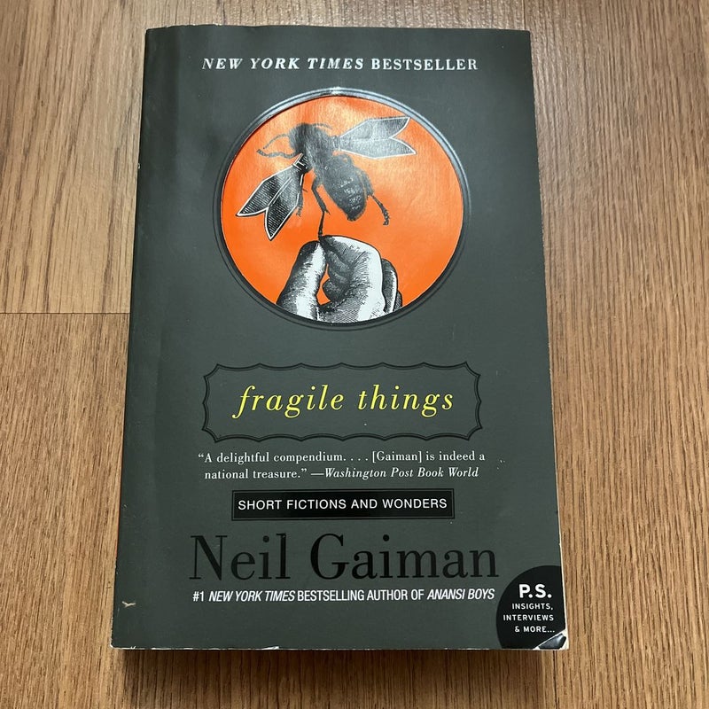 Fragile Things by Neil Gaiman, Paperback | Pangobooks
