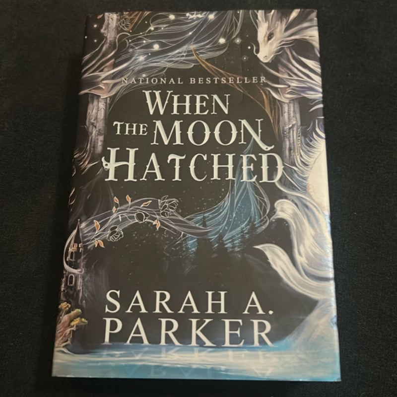 When the Moon Hatched by Sarah A. Parker, Hardcover | Pangobooks