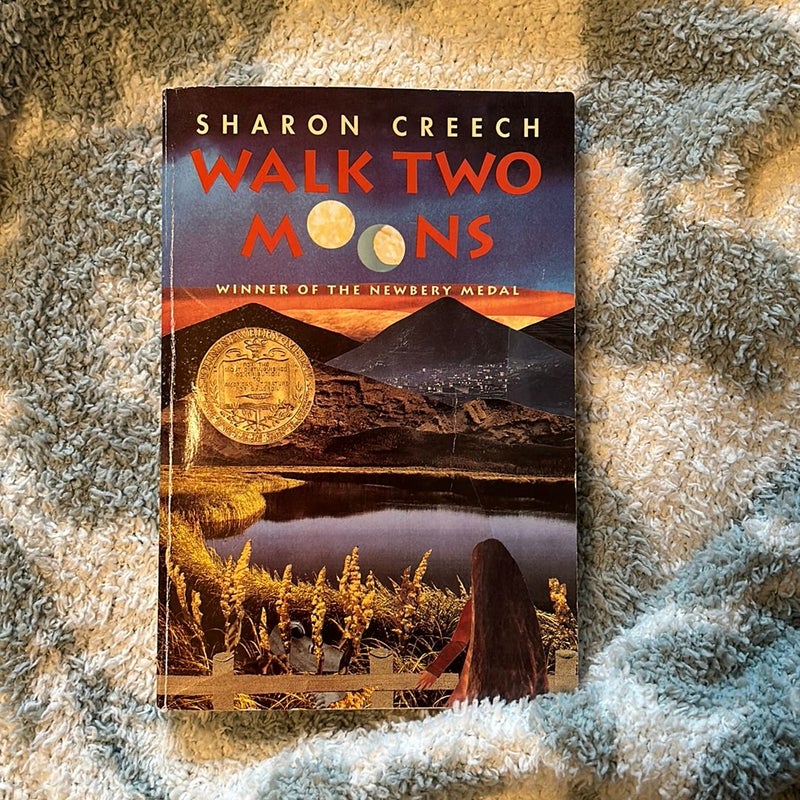 Walk Two Moons by Sharon Creech, Paperback | Pangobooks
