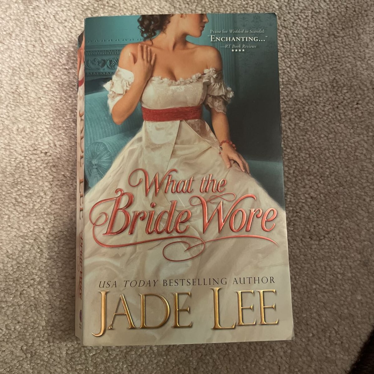 What the Bride Wore by Jade Lee, Paperback | Pangobooks