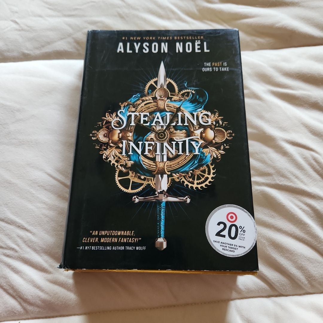 Stealing Infinity by Alyson Noël, Hardcover | Pangobooks