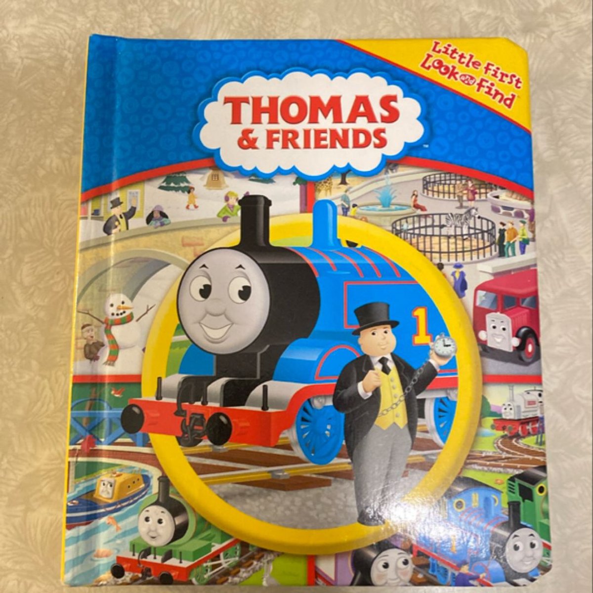 Thomas First Look and Find O/P by Phoenix International Publications
