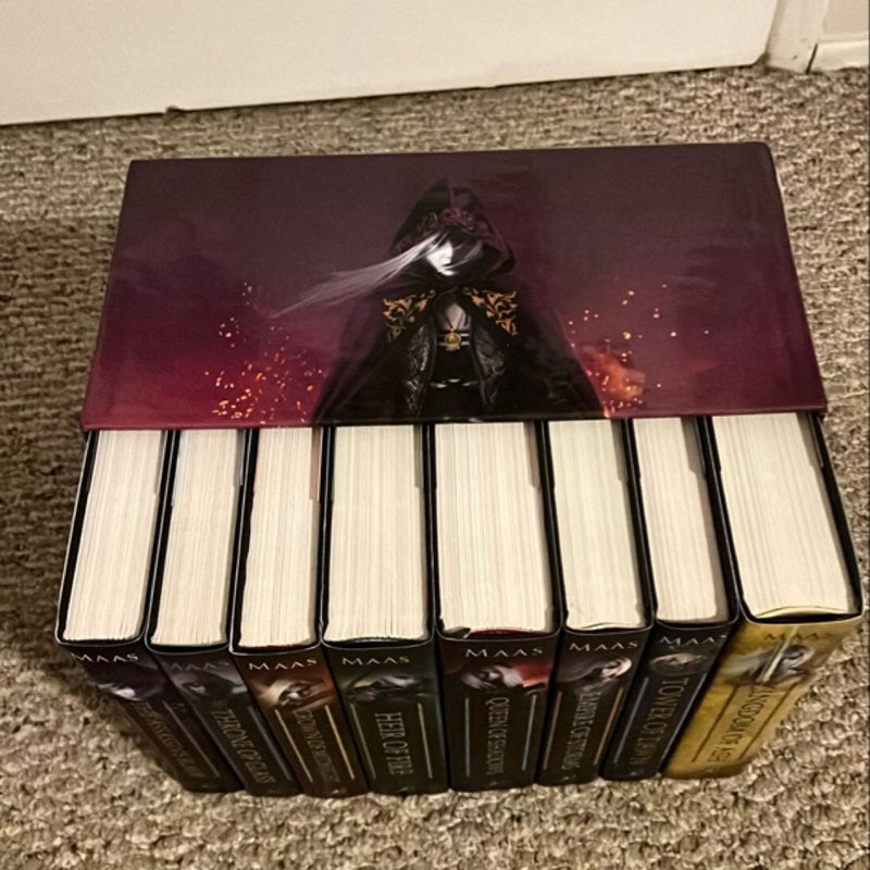 Throne of Glass Paperback Box Set by Sarah J. Maas