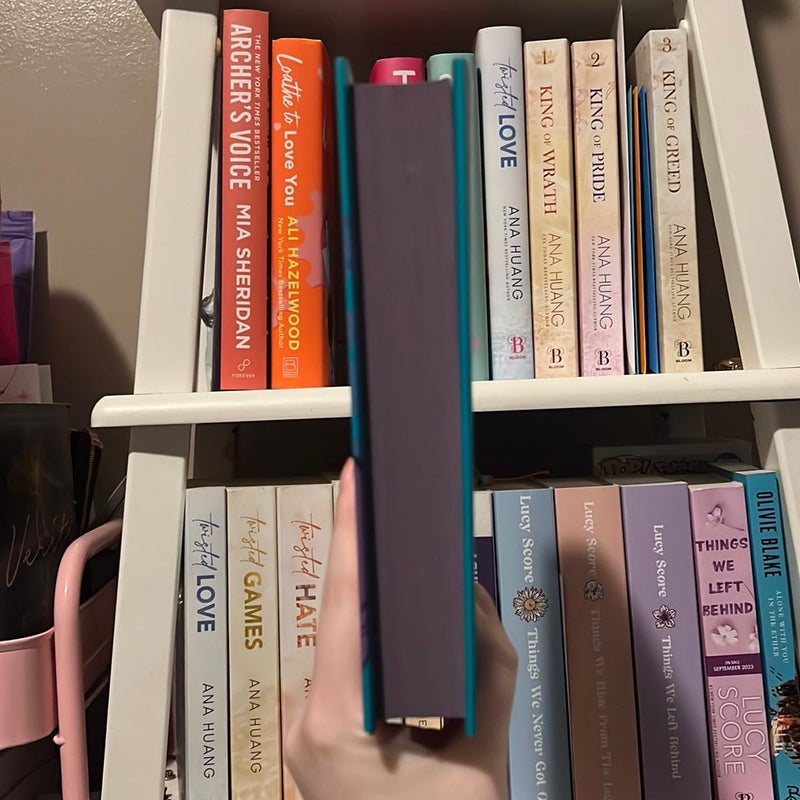 Love, Theoretically by Ali hazelwood, Hardcover | Pangobooks