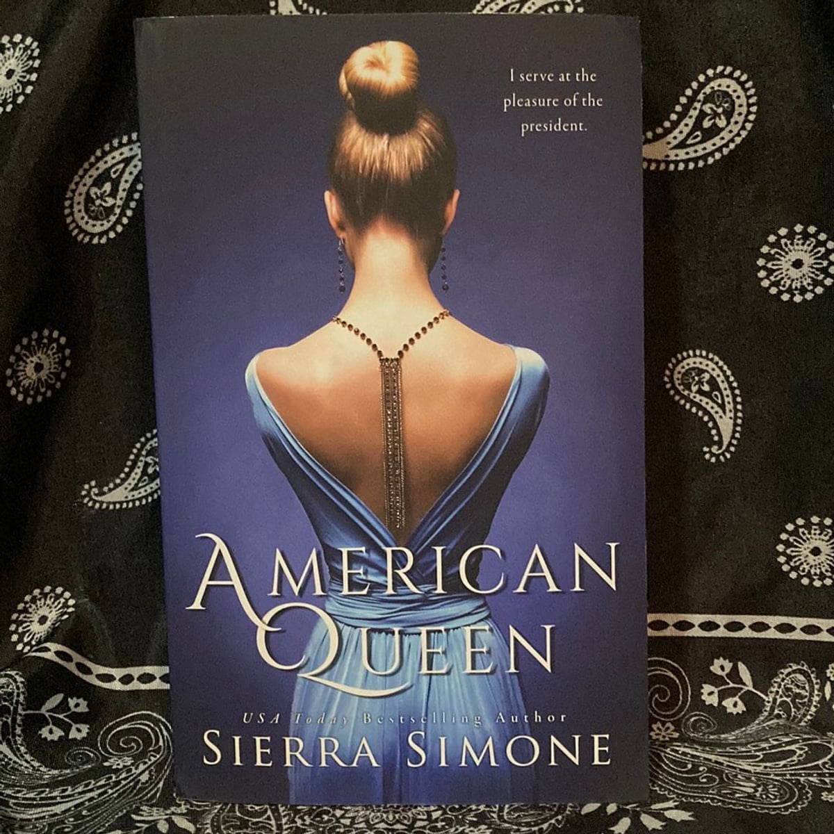 American Queen by Sierra Simone, Paperback | Pangobooks