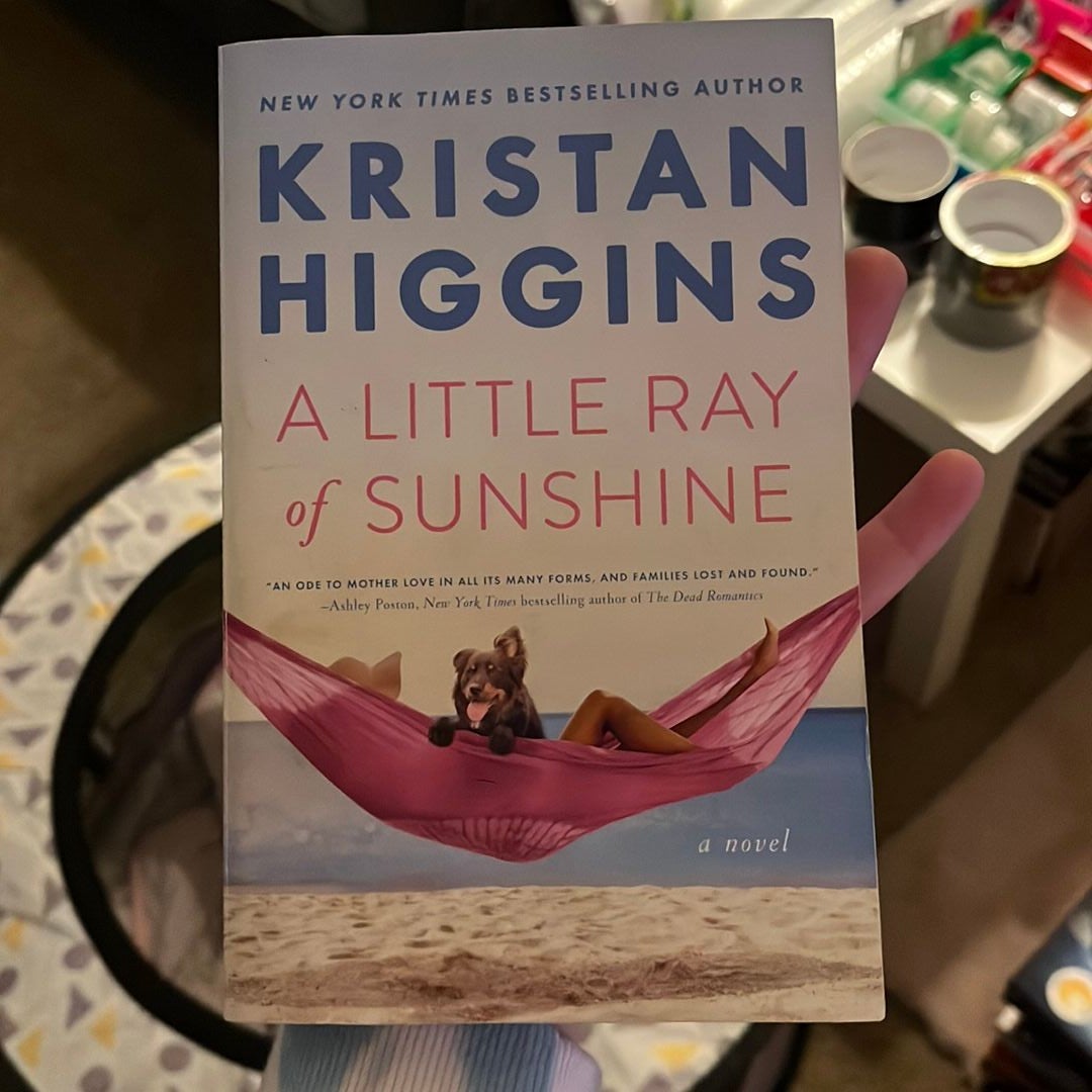 A Little Ray of Sunshine by Kristan Higgins, Paperback | Pangobooks