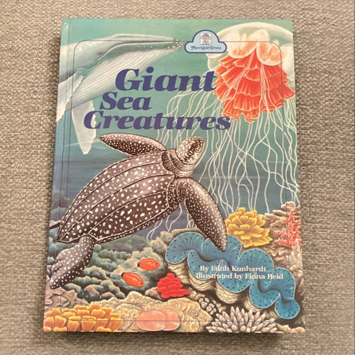 Giant Sea Creatures by Golden Books Staff