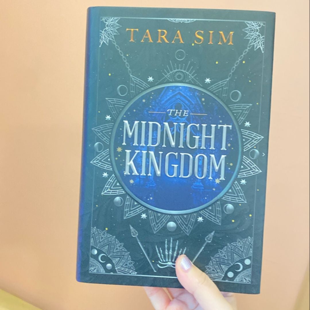The Midnight Kingdom by Tara Sim, Hardcover | Pangobooks