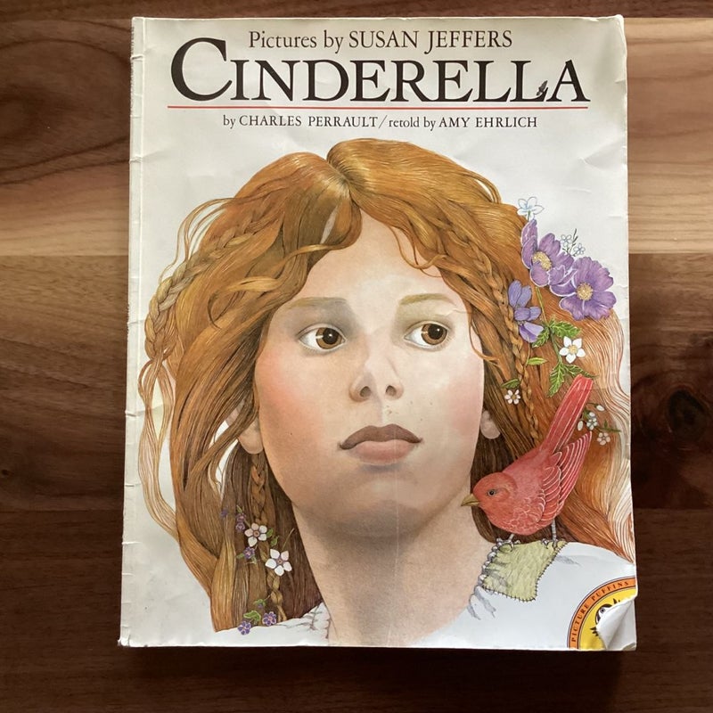 Cinderella by Charles Perrault; Susan Jeffers (Illustrator); Amy Ehrlich