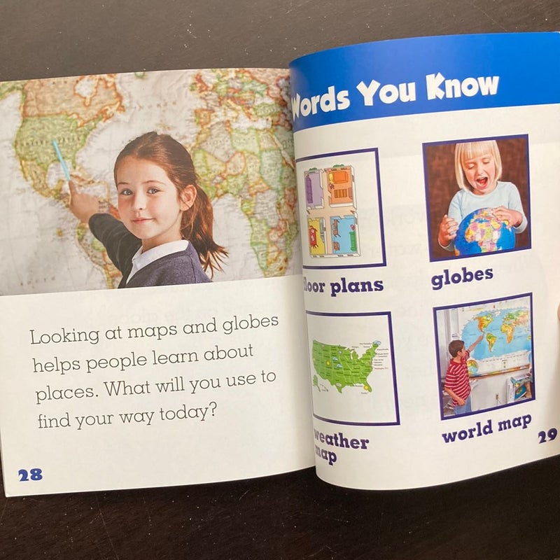Looking at Maps and Globes (Rookie Read-About Geography: Map Skills) by ...