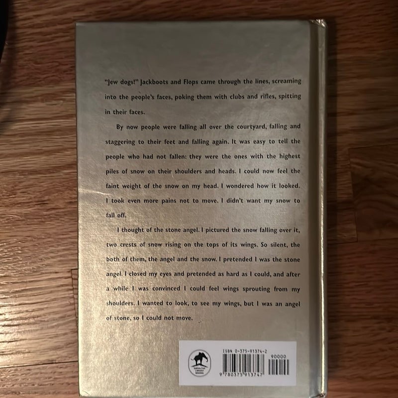 Milkweed by Jerry Spinelli, Hardcover | Pangobooks