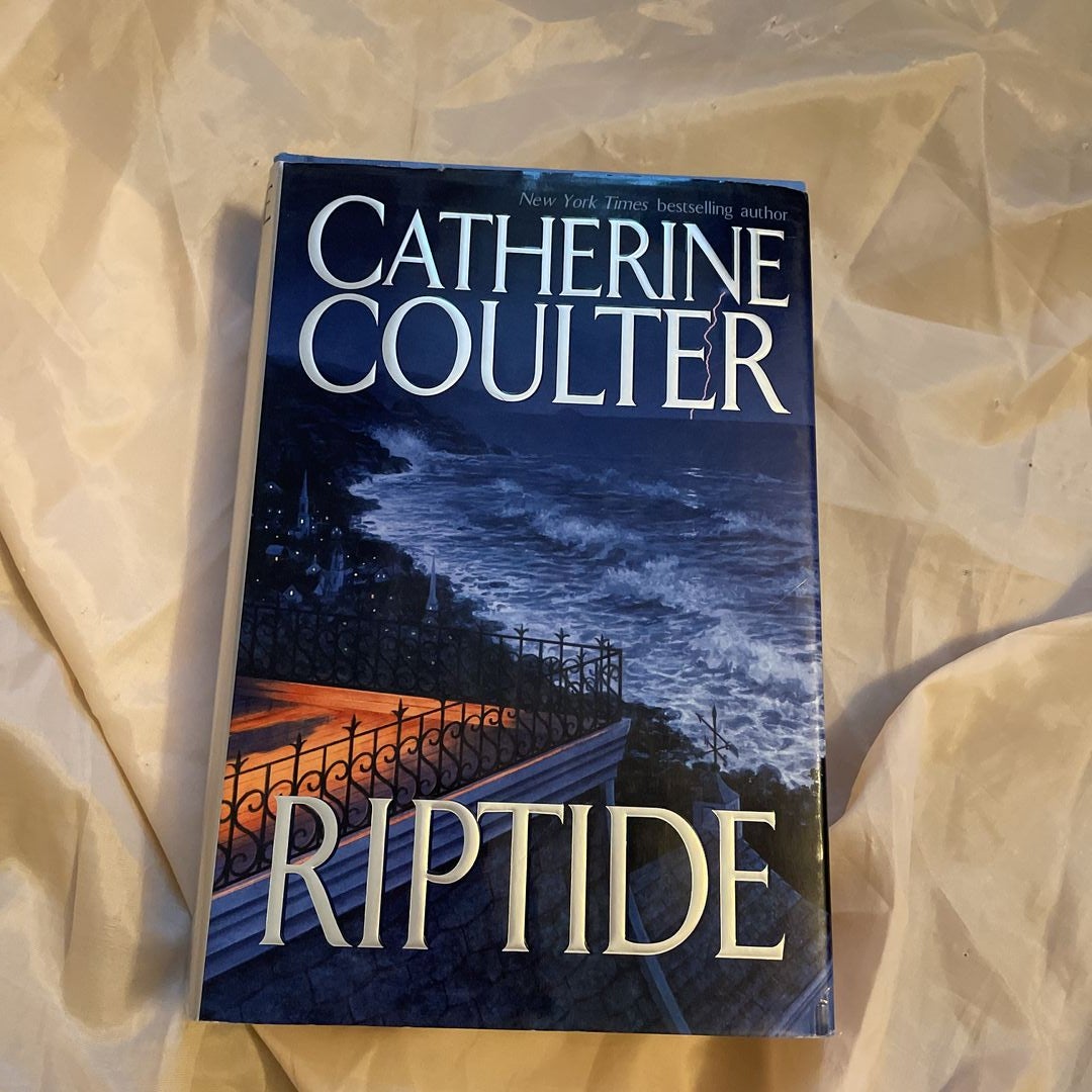 Riptide by Catherine Coulter, Hardcover | Pangobooks