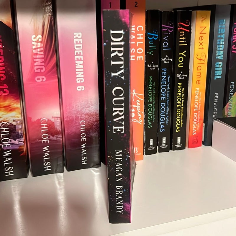 Dirty Curve by Meagan Brandy , Paperback | Pangobooks