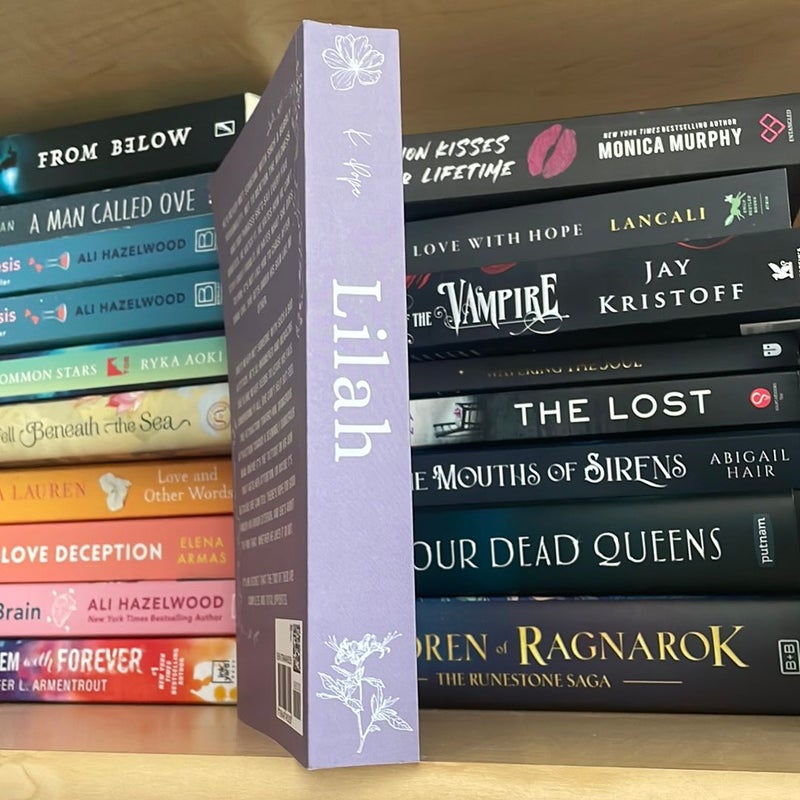 Novel Version Lilah by Riley Mitchelson, Paperback | Pangobooks