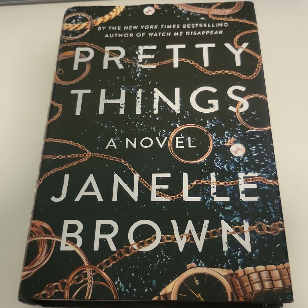 Pretty Things by Janelle Brown, Hardcover | Pangobooks