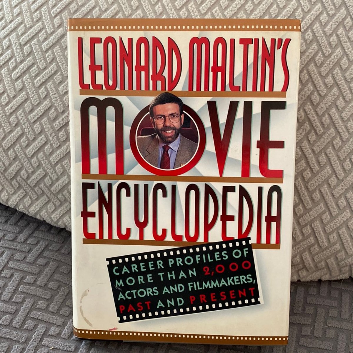 Leonard Maltin's Movie Encyclopedia by Leonard Maltin