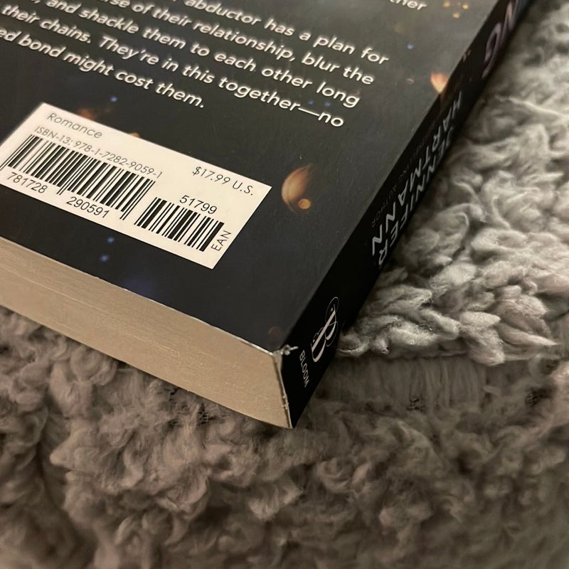 Still Beating by Jennifer Hartmann, Paperback | Pangobooks