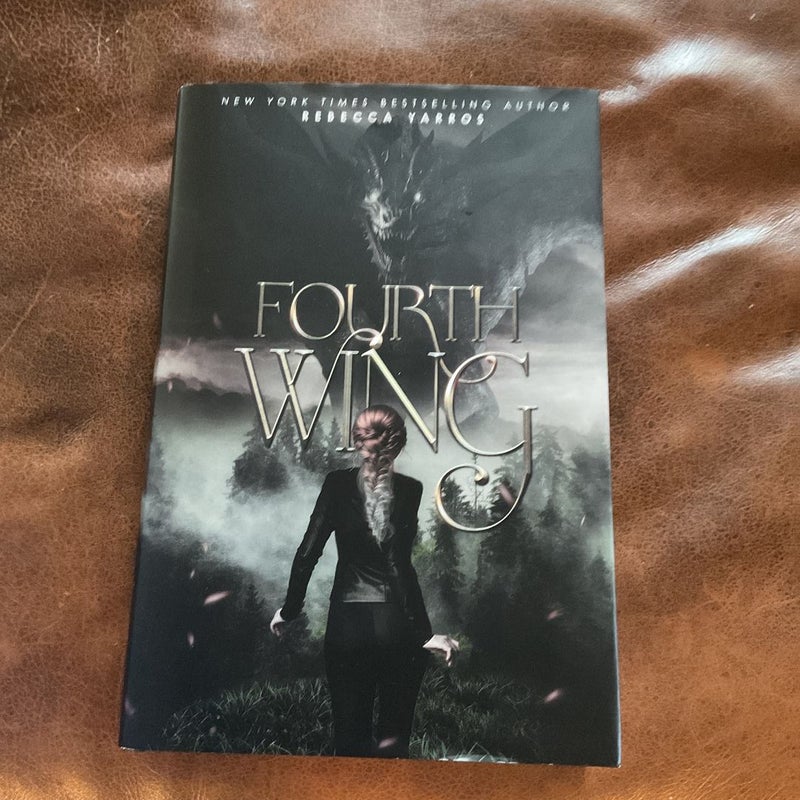 Fourth wing by Rebecca Yarros, Hardcover | Pangobooks