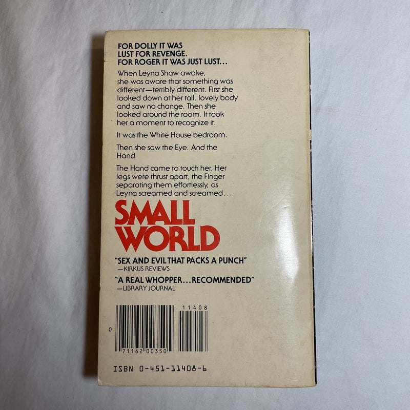 Small World by Tabitha King, Paperback | Pangobooks