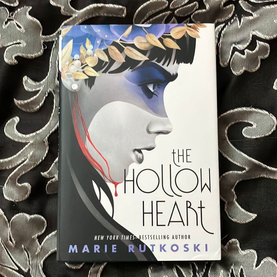 The Hollow Heart by Marie Rutkoski