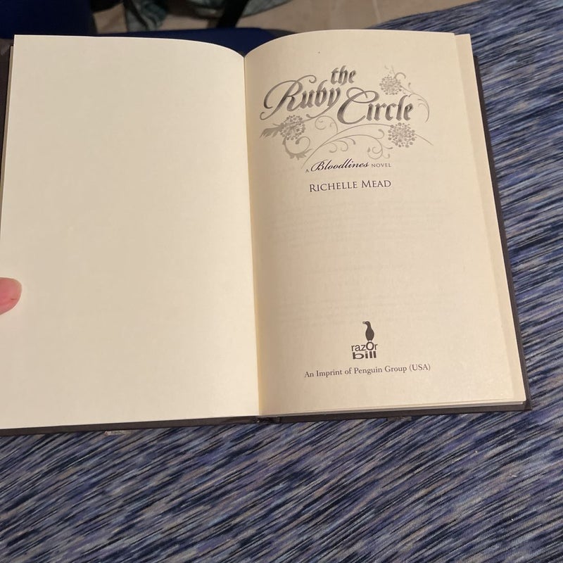 The Ruby Circle by Richelle Mead, Hardcover | Pangobooks