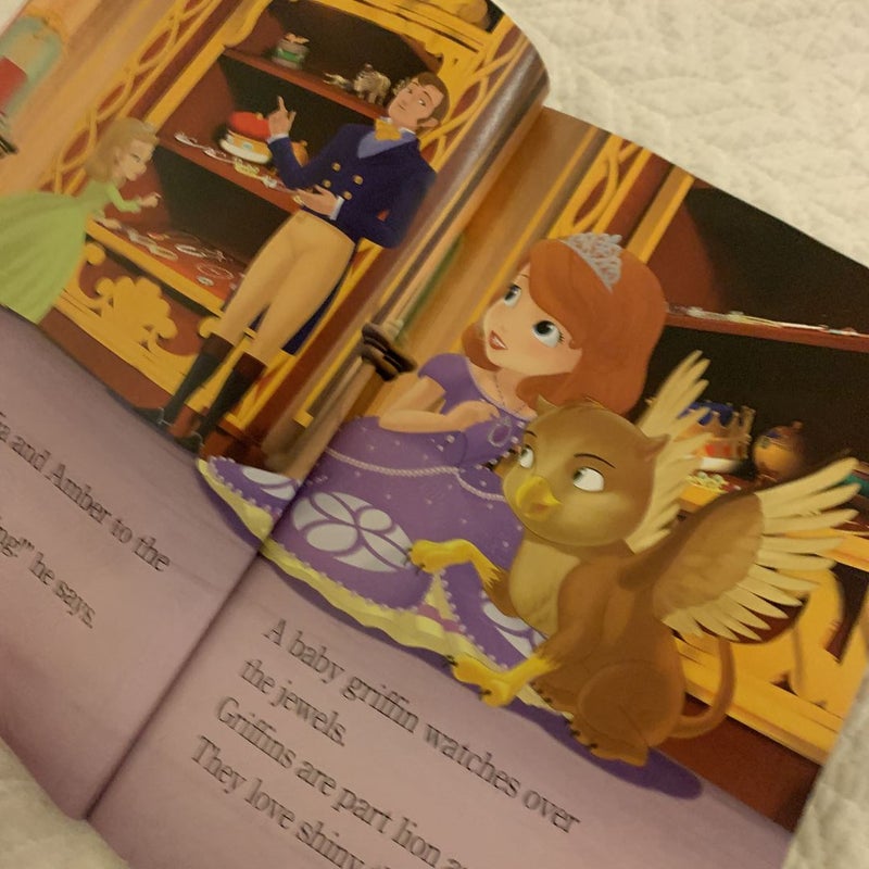 World of Reading: Sofia the First the Missing Necklace by Disney Books, Lisa Ann Marsoli