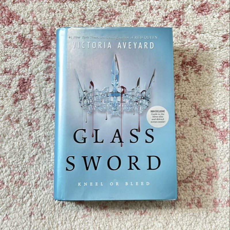Glass Sword by Victoria Aveyard , Hardcover | Pangobooks
