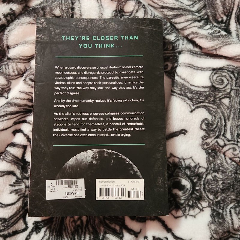 Parasite by Darcy Coates, Paperback | Pango Books