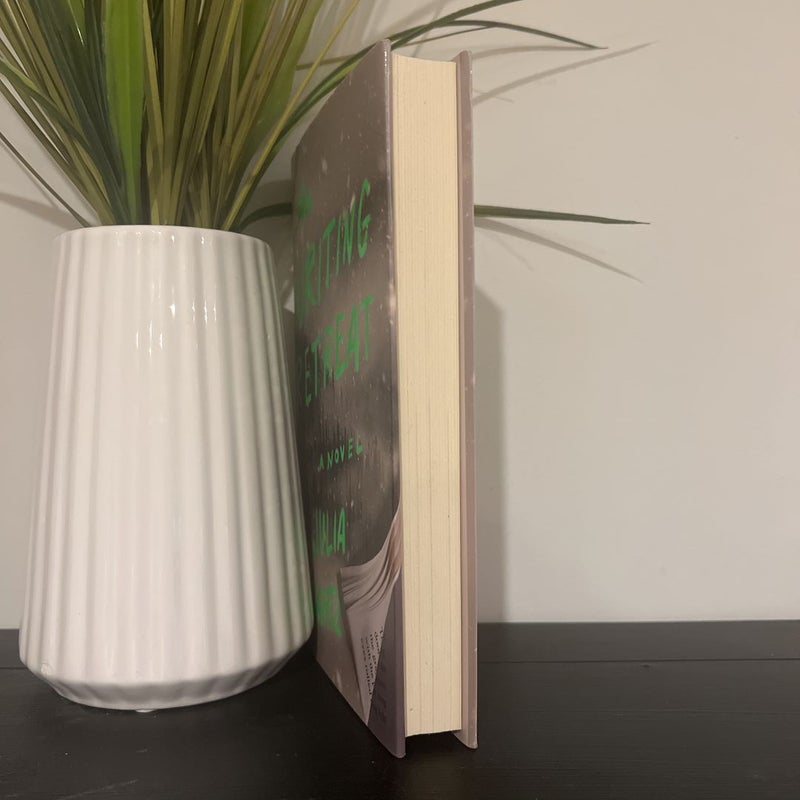 The Writing Retreat by Julia Bartz, Paperback | Pangobooks