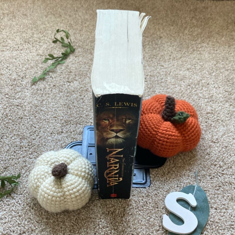 The Chronicles of Narnia Complete Collection by , Paperback | Pangobooks