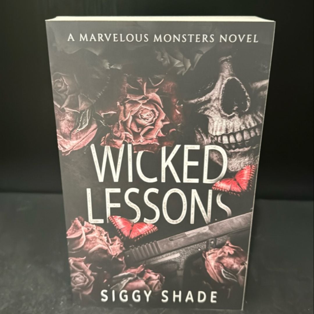 Wicked Lessons by Siggy Shade, Paperback | Pangobooks