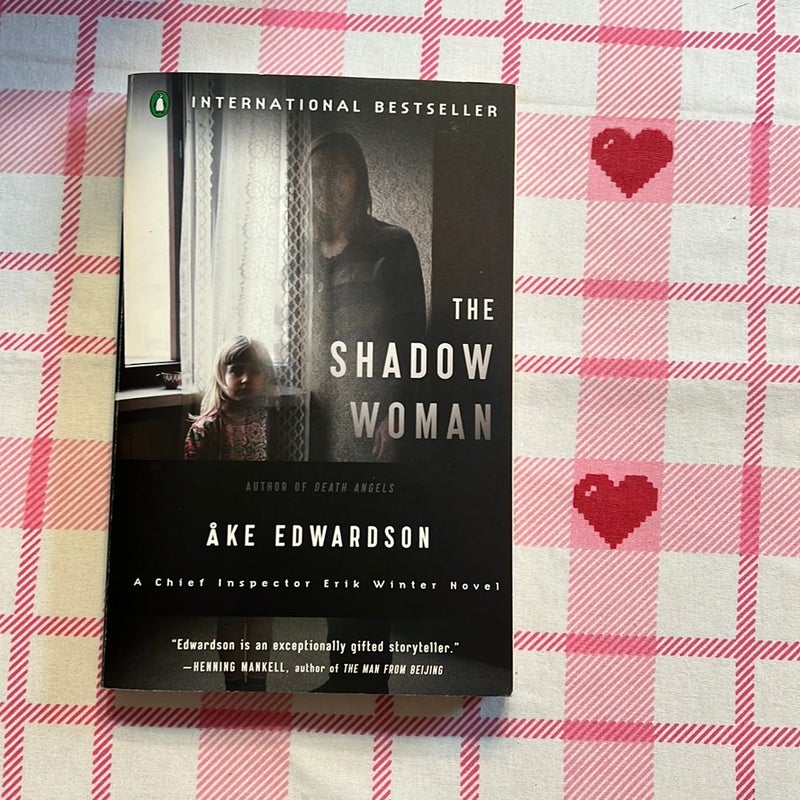 The Shadow Woman by Ake Edwardson; Per Carlsson, Paperback | Pangobooks