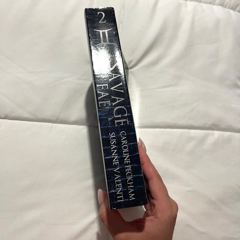 Savage Fae by Caroline Peckham Susanne Valenti, Paperback | Pangobooks